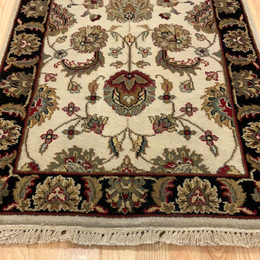 Kaoud Rugs Hand Knotted IVORY WOOL ANT. MAHAL